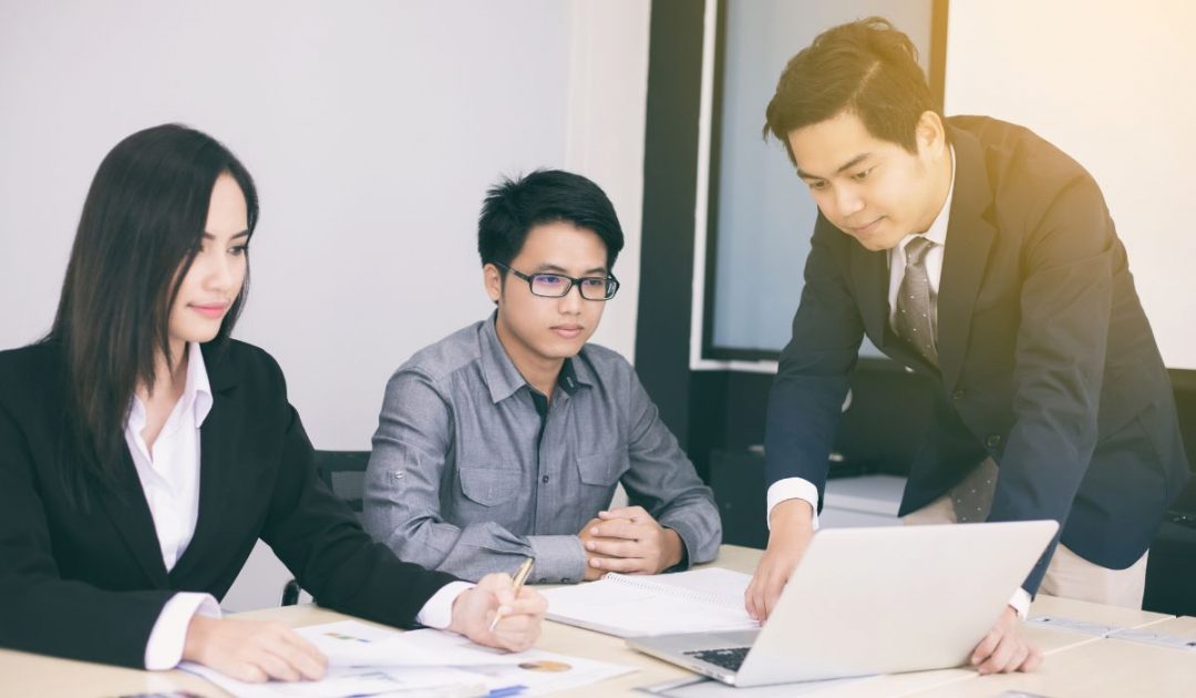 Write Like a Pro With These 5 Professional Email Writing Tips